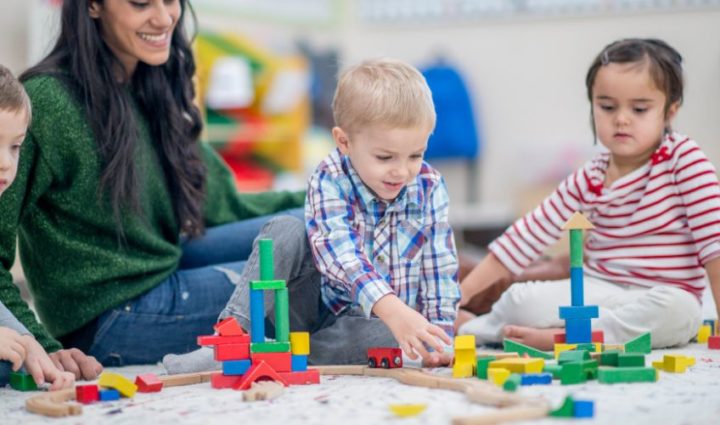 Imaginative Play Benefits For Kids And Why It's So Important?