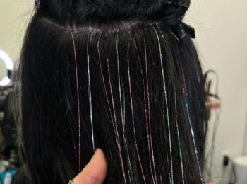 How To Put Tinsel In Your Hair: Beginners Guide