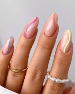 40+ Stunning Swirl Nail Design Ideas For A Next Level Mani