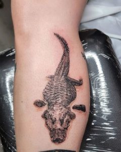 35 Awesome Alligator Tattoo Ideas For Men & Women