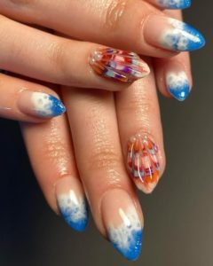 25+ Seashell Nail Art Designs To Bring The Beach To Your Fingertips