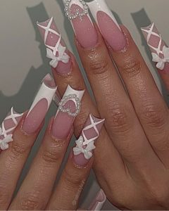 25 Best White French Tip Nails We Love