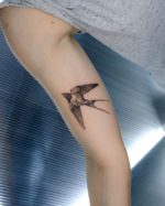 40 Awesome Bird Tattoo Ideas For Every Aesthetic