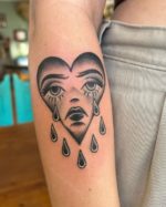 25+ Inspiring Broken Heart Tattoo Ideas