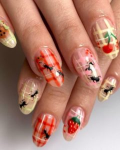35 Attractive Ant Nail Art Designs For A Suspicious Look In 2025