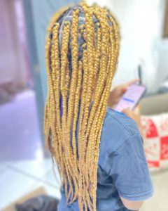 35 Stylish Jumbo Box Braids Hairstyles To Try Right Now In 2026
