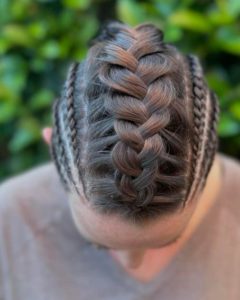 30+ Beautiful Loose Braids Hairstyles To Try In 2025