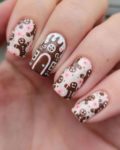 35 Gingerbread Nails: The New Trend For Christmas Nails In 2025