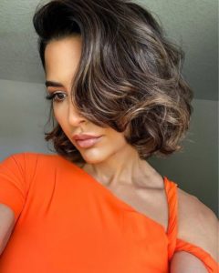 25 Gorgeous Side Part Bob Haircut Ideas To Try Now In 2025